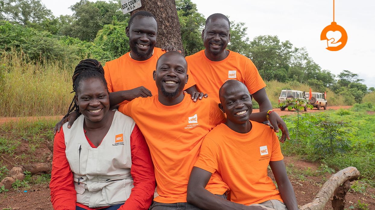 Refugees giving back